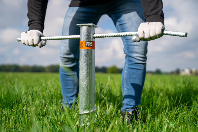 DIY PRODUCT RANGE - FIRST BASE Ground Screws