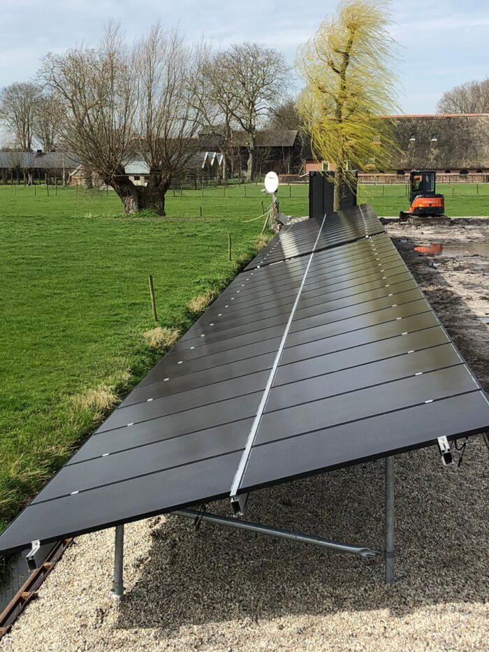 Residential solar structure - FIRST BASE Ground Screws