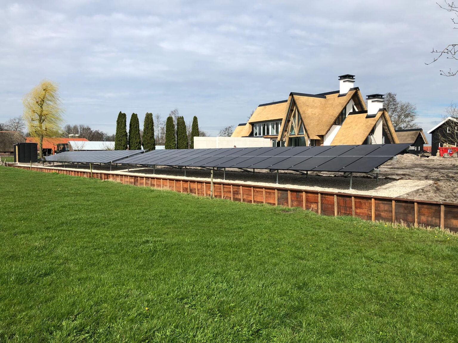 Residential solar structure - FIRST BASE Ground Screws