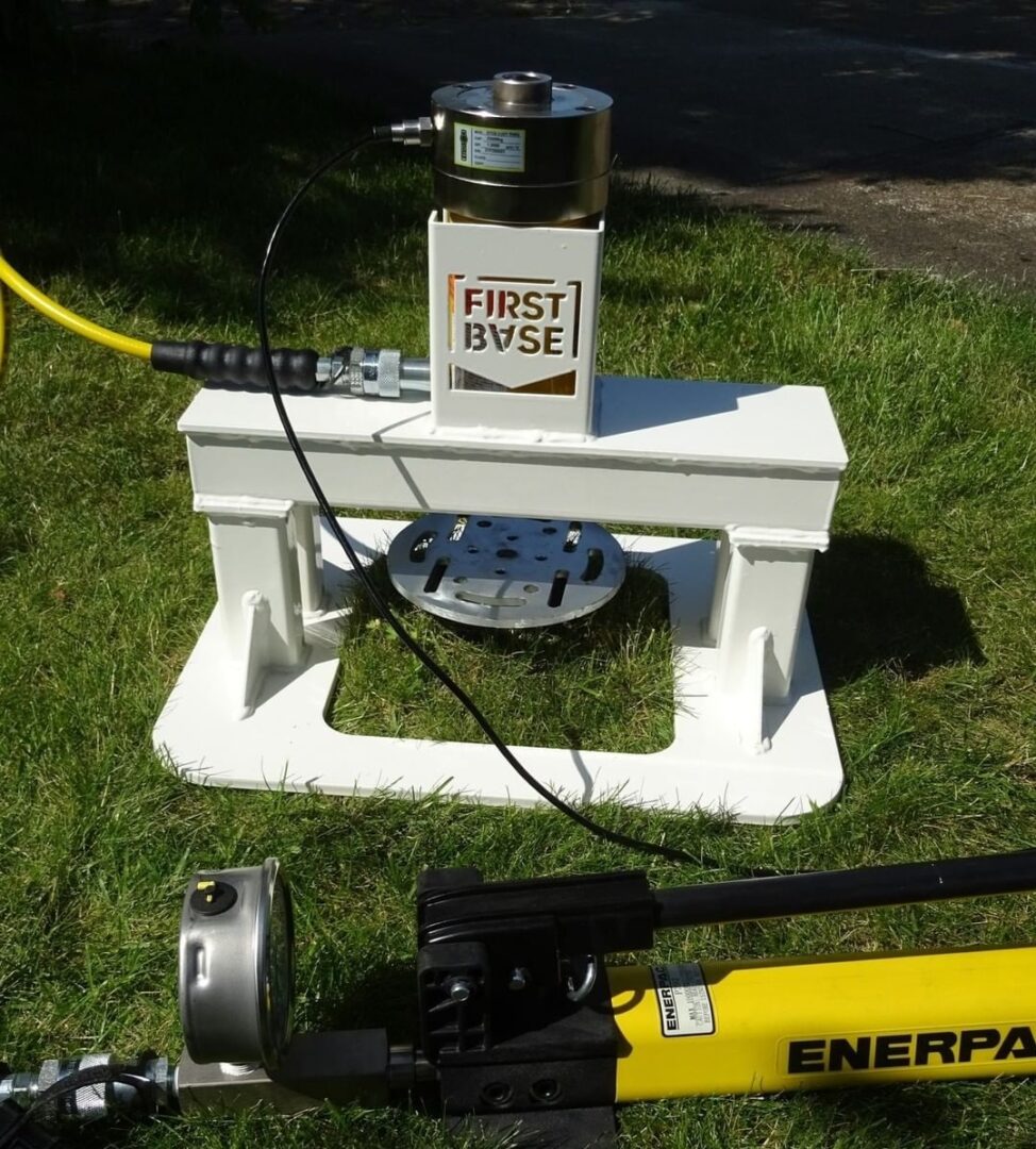 TEST EQUIPMENT - FIRST BASE Ground Screws