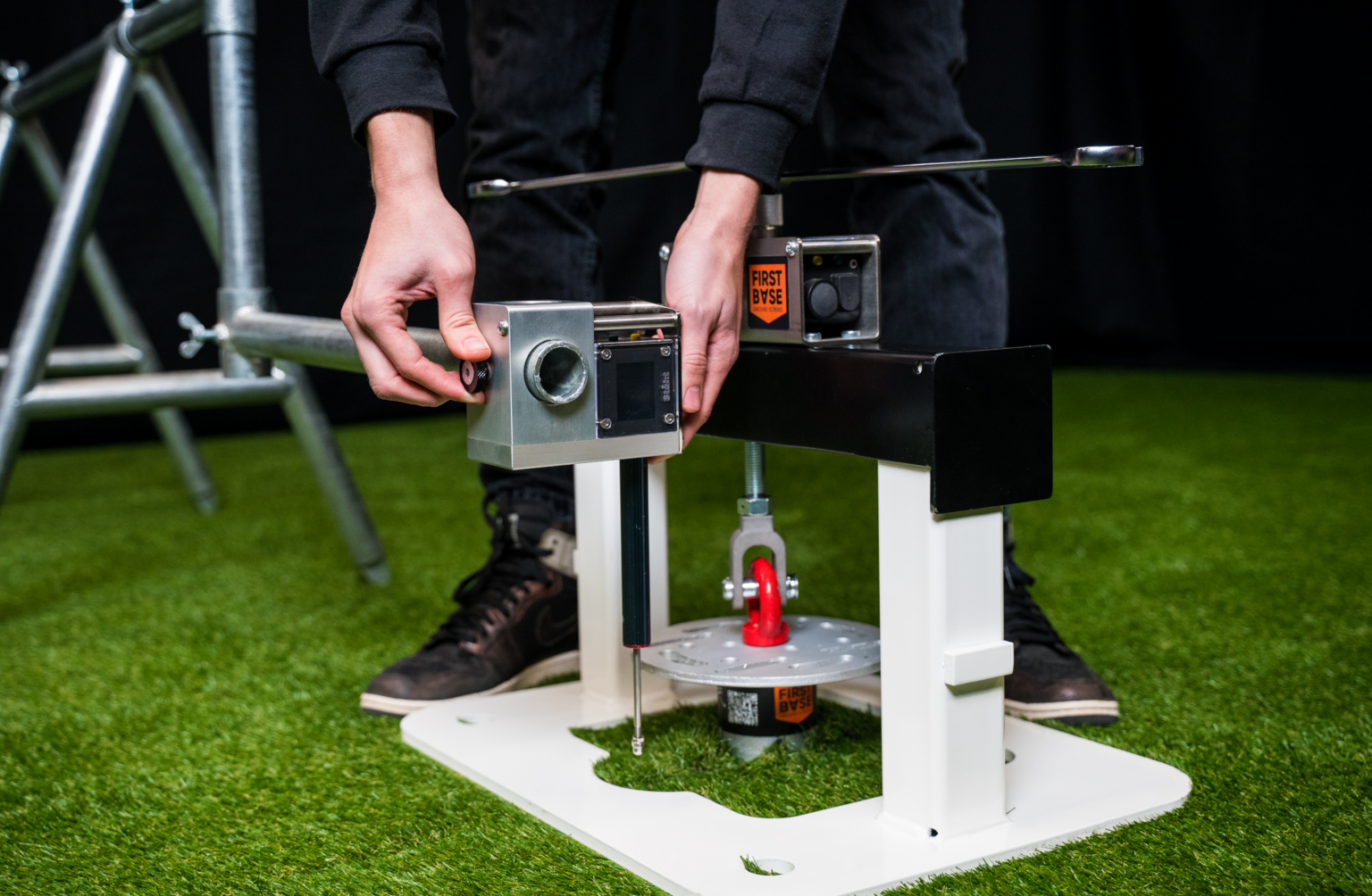 The TP 60 Pulltest-kit - FIRST BASE Ground Screws