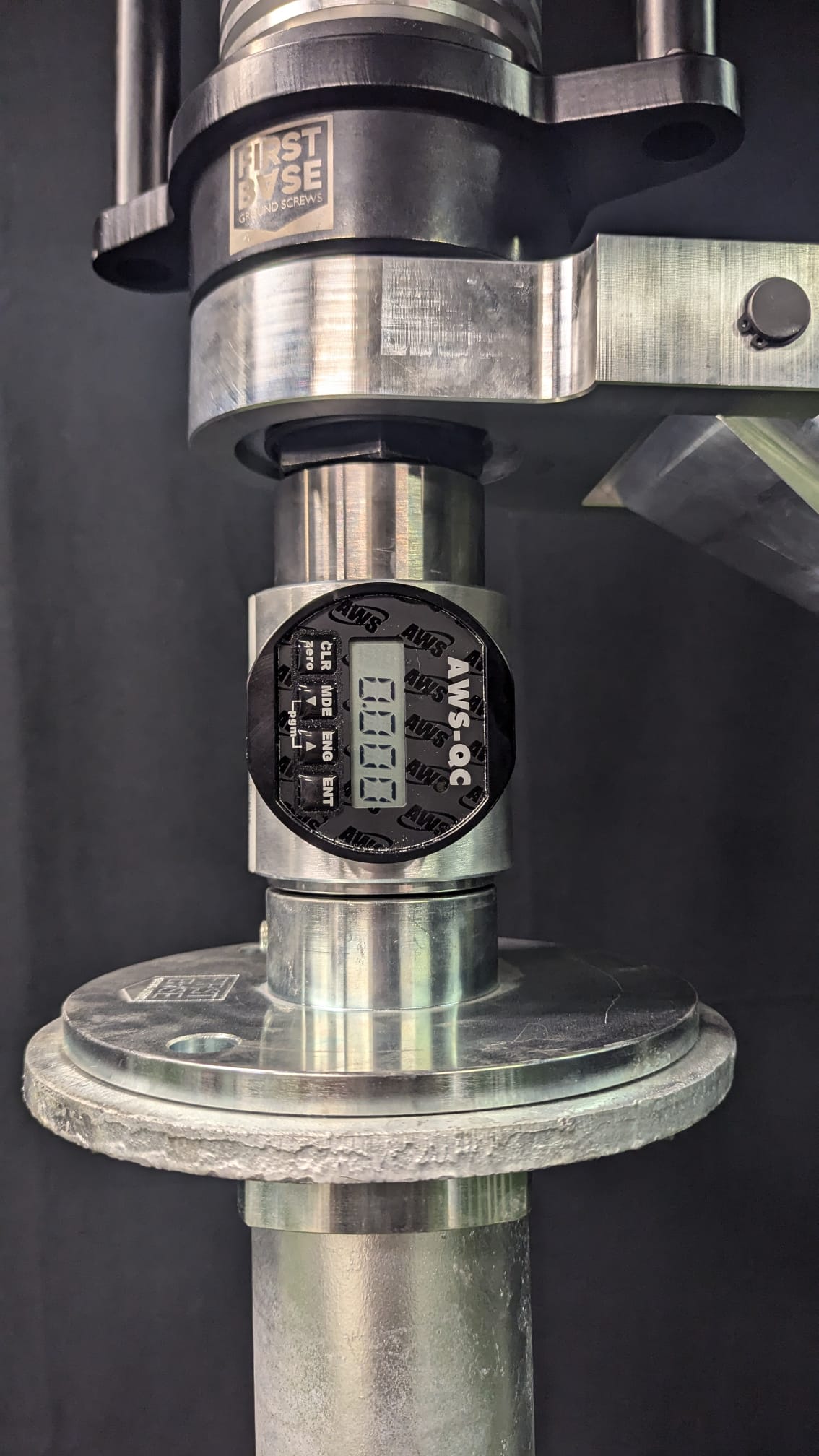 Testador de torque 1½ 814-8135 Nm - FIRST BASE Ground Screws